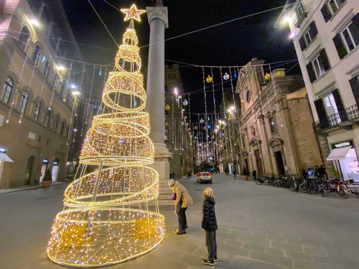 WHERE TO SPEND CHRISTMAS IN ITALY – Best Destinations + Things to Keep ...