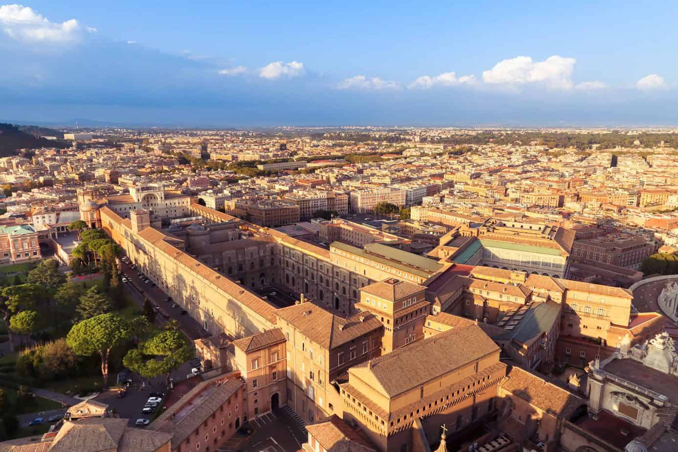 19 Famous Museums in Italy + Map & Tips - Mom In Italy