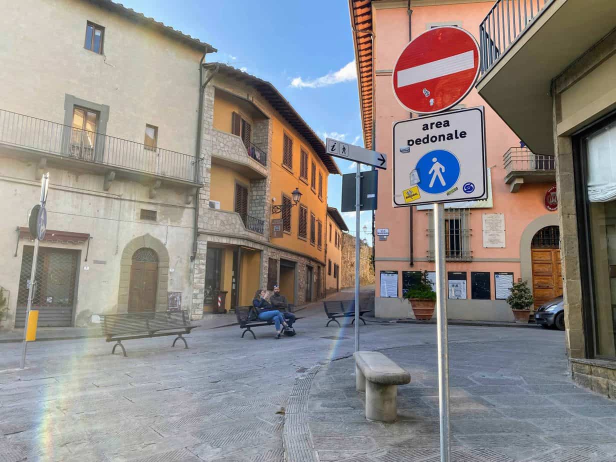 ITALIAN ROAD SIGNS - Guide for Visitors + Printable Booklet - Mom In Italy