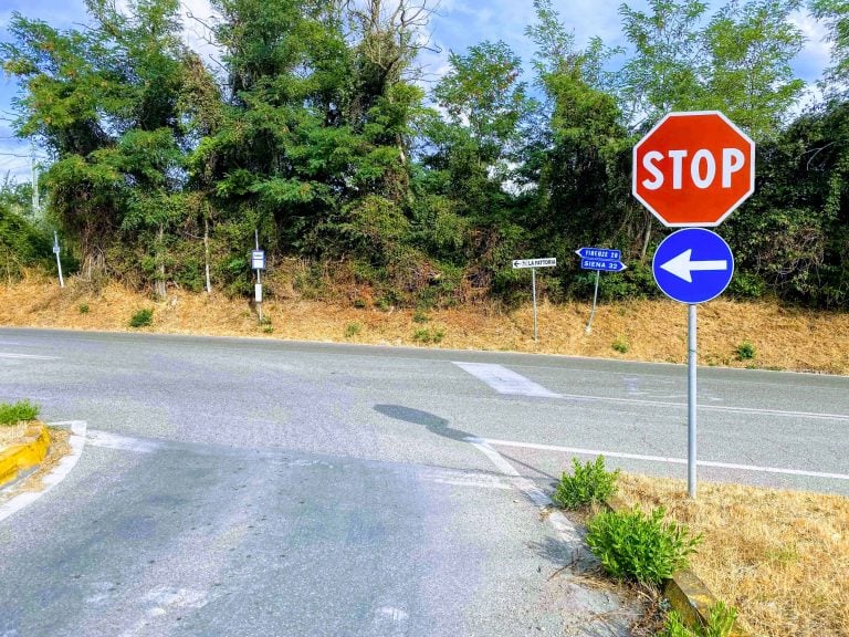 ITALIAN ROAD SIGNS - Guide for Visitors + Printable Booklet - Mom In Italy