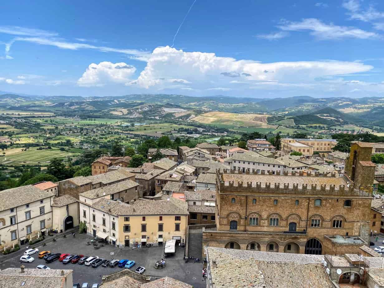 ORVIETO, ITALY - Your Guide to the Hilltop Town - Mom In Italy