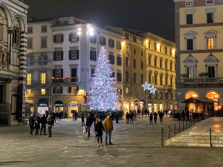 CHRISTMAS IN ITALY FOR KIDS – Traditions & How to Celebrate - Mom In Italy