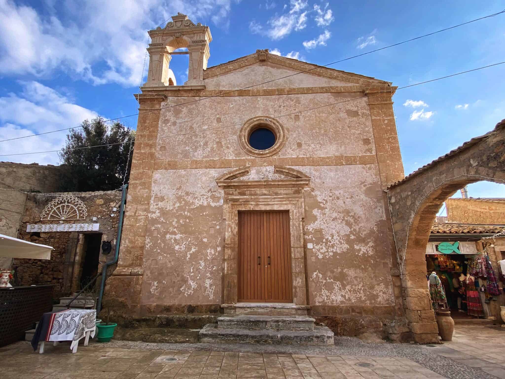 MARZAMEMI – Quick Guide to Sicily’s Dreamy Fishing Village - Mom In Italy