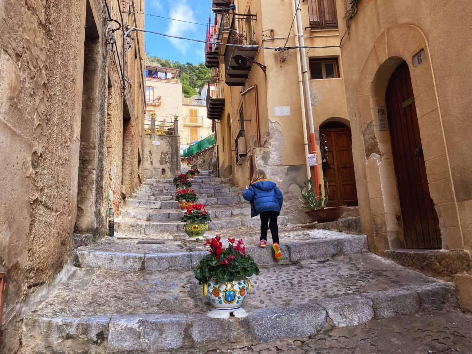 CEFALÙ – How to Spend One Day in the Delightful Beach Town - Mom In Italy