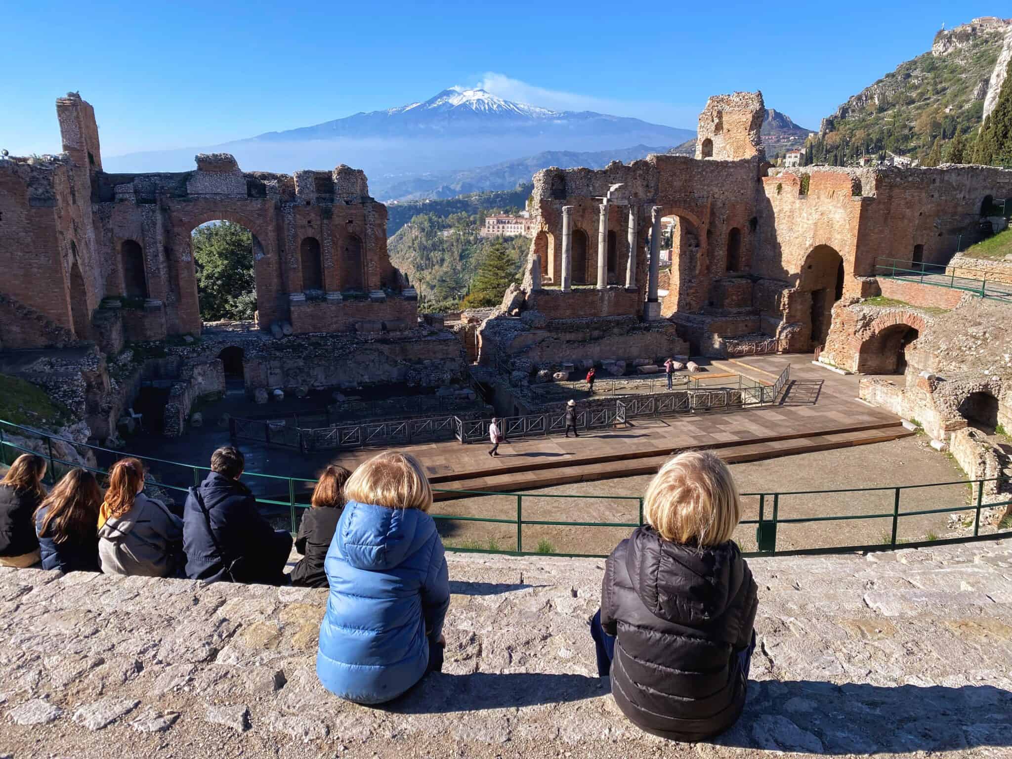 10 FAMOUS ITALIAN LANDMARKS + Fun Facts! - Mom In Italy