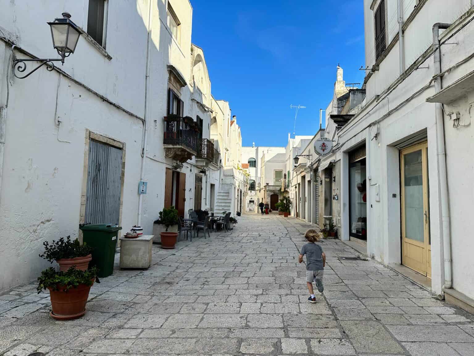 DRIVING IN PUGLIA – Helpful Info & Tips for Your Trip - Mom In Italy