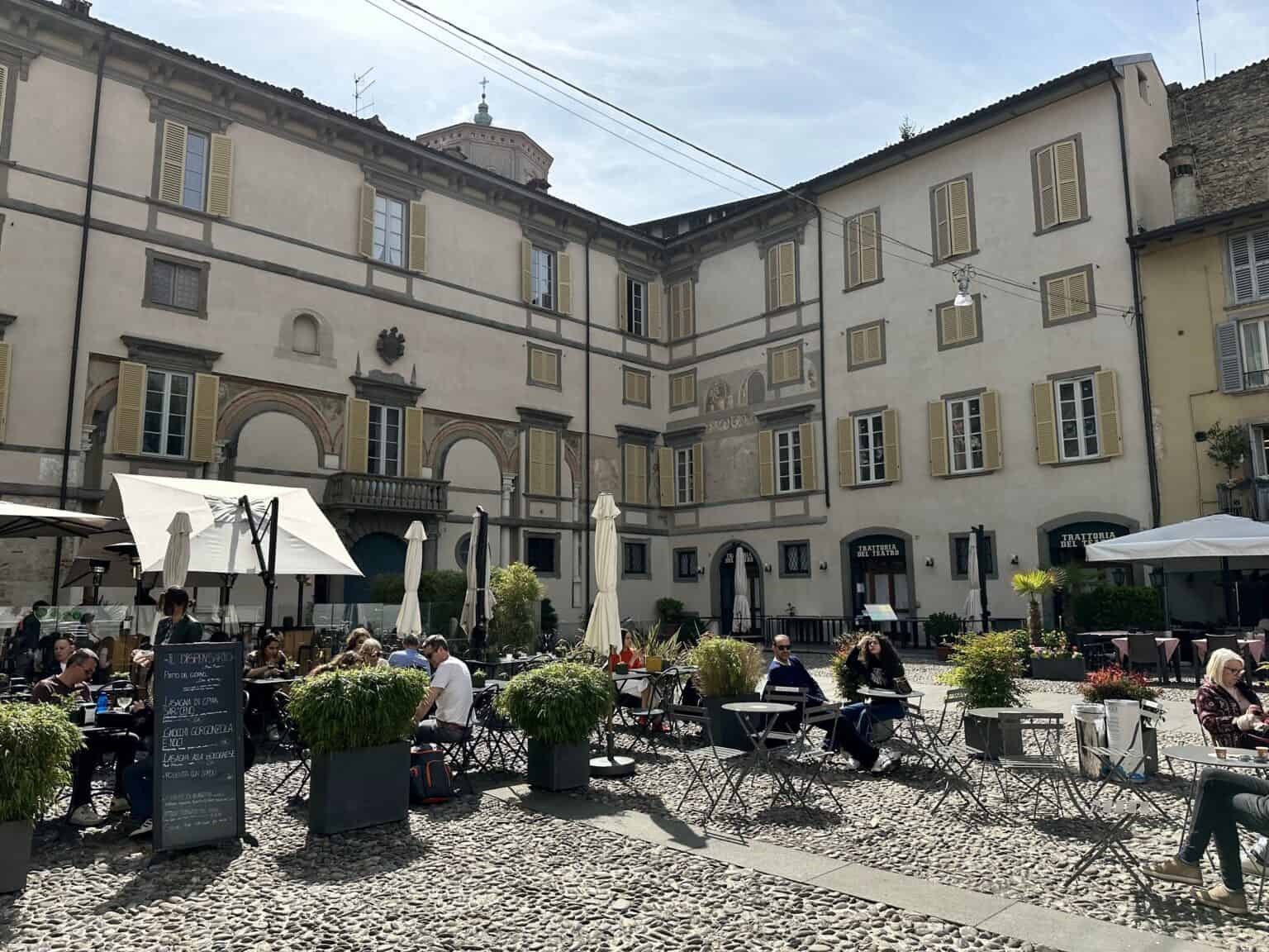 BERGAMO WITH KIDS - What to Do (+ Map & Tips) - Mom In Italy