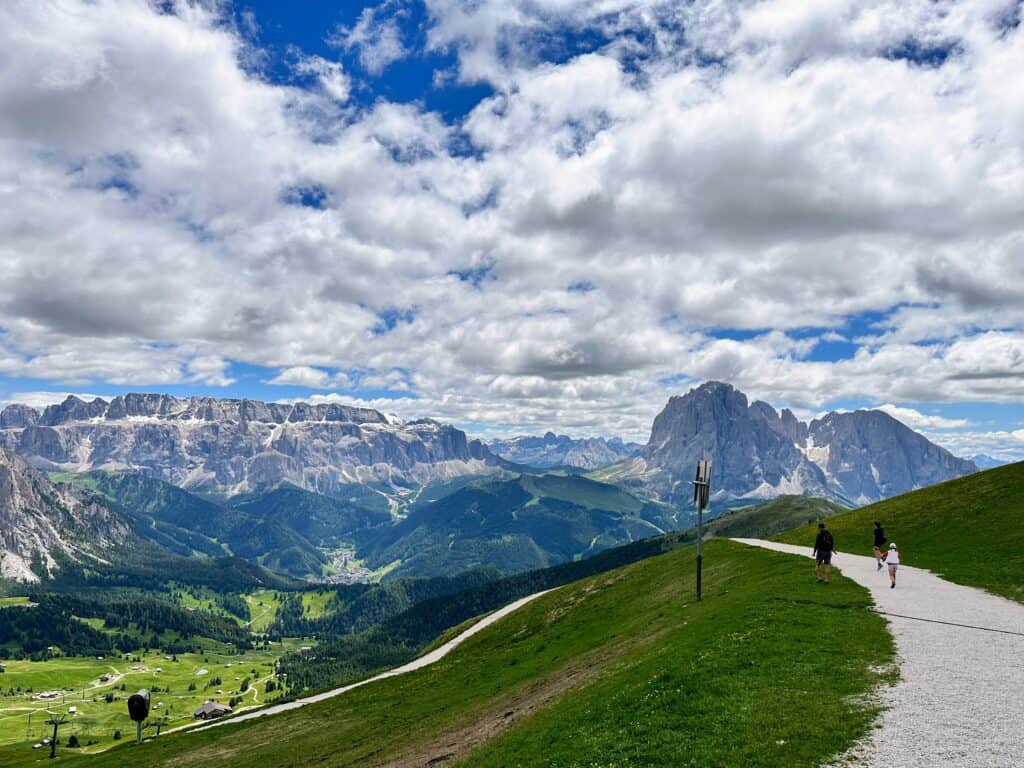 SECEDA (DOLOMITES) WITH KIDS – A Family-Friendly Guide to the ...