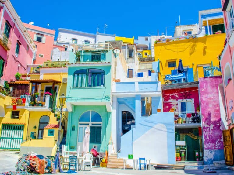 COLORFUL HOUSES IN ITALY – Where to Find Italy’s ‘Rainbow’ Villages ...