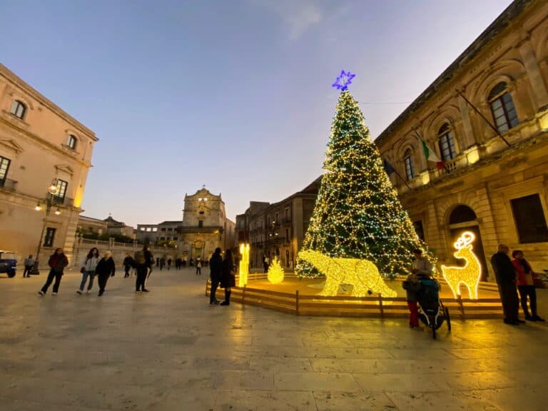 CHRISTMAS IN ITALY FOR KIDS – Traditions & How to Celebrate - Mom In Italy