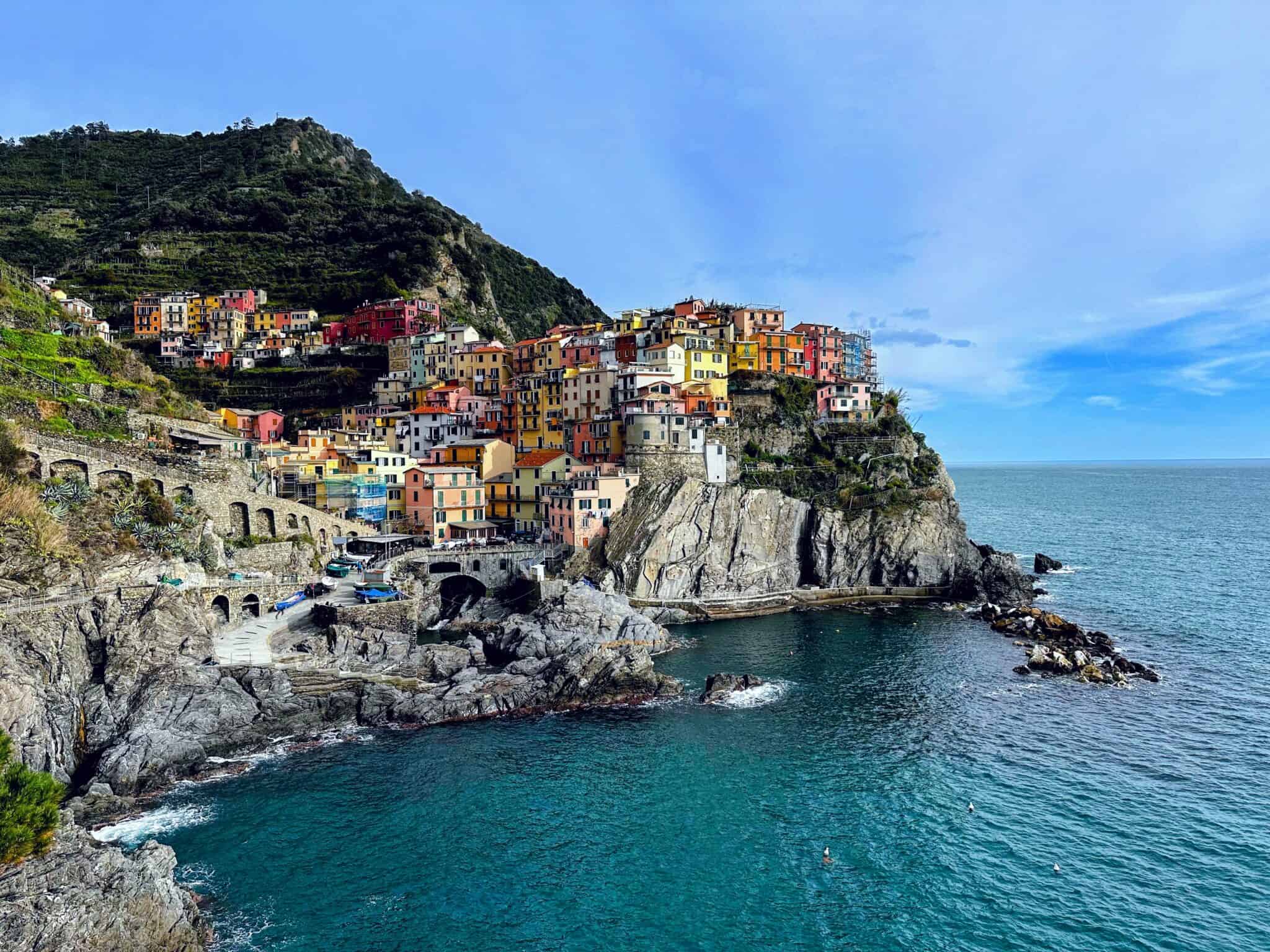 COLORFUL HOUSES IN ITALY – Where to Find Italy’s ‘Rainbow’ Villages ...