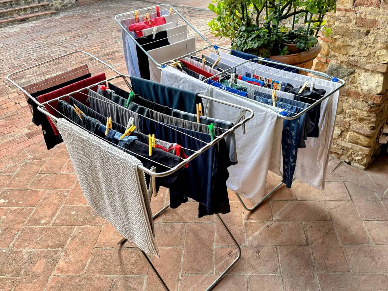 DOING LAUNDRY IN ITALY – A Traveler’s Guide - Mom In Italy